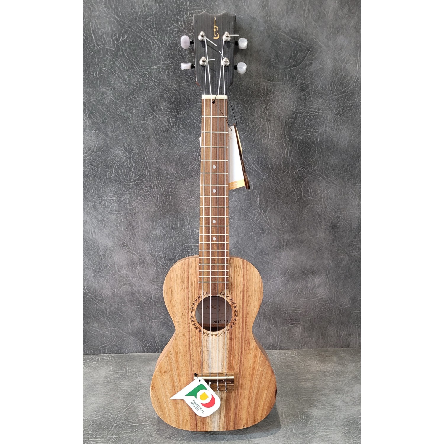 Ukuleles | Folk instruments | John Douglas Music